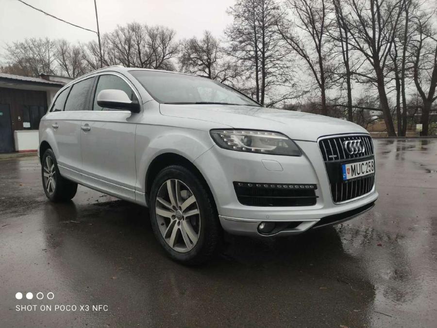 Grey Audi Q7 2009 in Vilnius, with an engine capacity of 3.00 L and mileage of 350 thousand km for 9000 €, photo 4 on AUTOMOTO.COM.LV