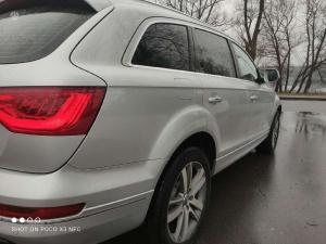 Grey Audi Q7 2009 in Vilnius, with an engine capacity of 3.00 L and mileage of 350 thousand km for 9000 €, photo 7 on AUTOMOTO.COM.LV