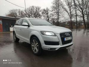 Grey Audi Q7 2009 in Vilnius, with an engine capacity of 3.00 L and mileage of 350 thousand km for 9000 €, photo 11 on AUTOMOTO.COM.LV