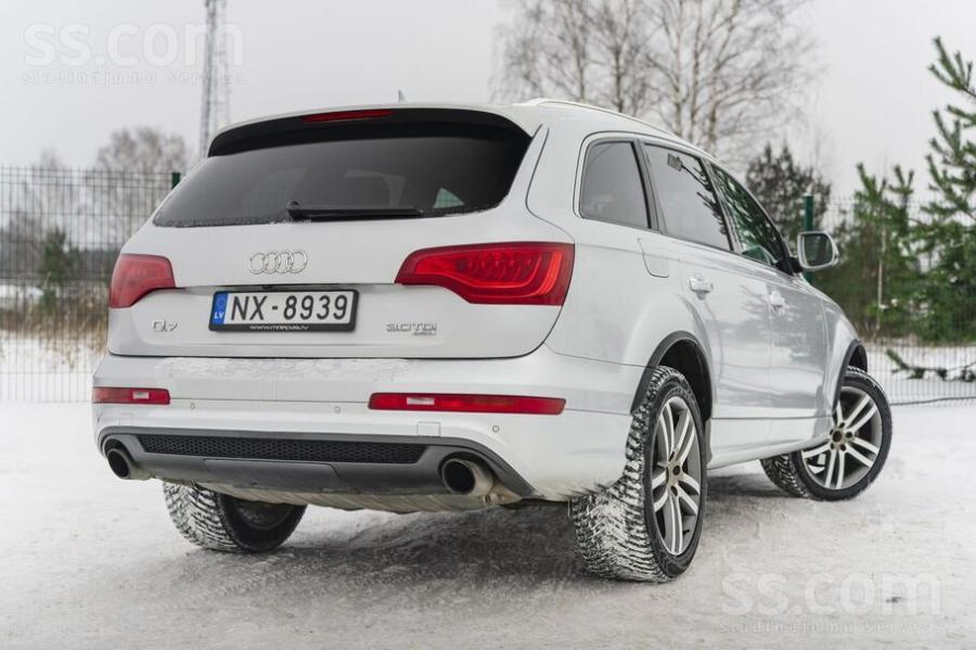 Grey Audi Q7 2009 in Riga, with an engine capacity of 3.00 L and mileage of 0 thousand km for 12790 €, photo 7 on AUTOMOTO.COM.LV