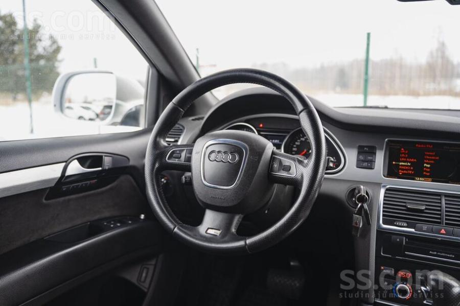Grey Audi Q7 2009 in Riga, with an engine capacity of 3.00 L and mileage of 0 thousand km for 12790 €, photo 14 on AUTOMOTO.COM.LV