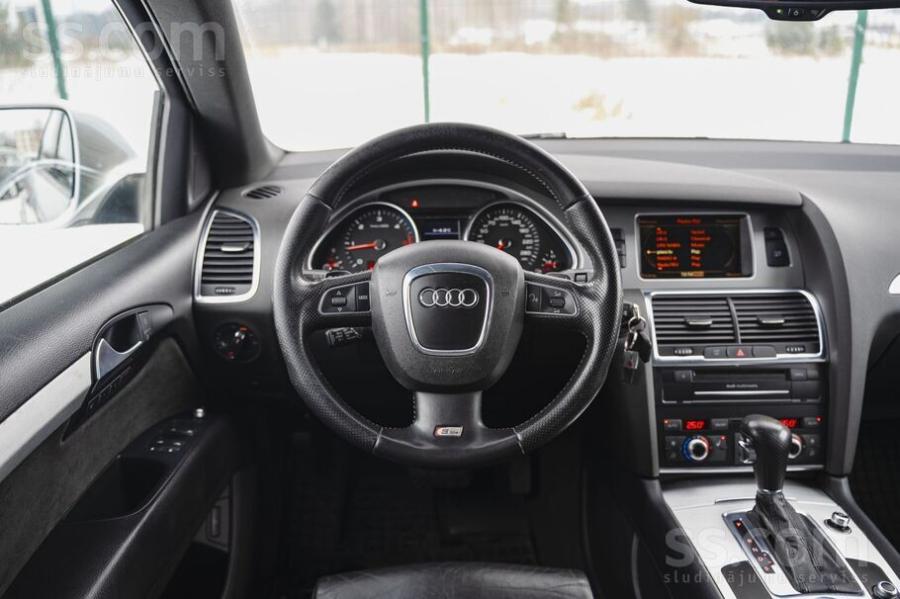 Grey Audi Q7 2009 in Riga, with an engine capacity of 3.00 L and mileage of 0 thousand km for 12790 €, photo 17 on AUTOMOTO.COM.LV