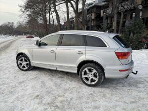 Grey Audi Q7 2009 in Klaipeda, with an engine capacity of 4.20 L and mileage of 270 thousand km for 6500 €, photo 4 on AUTOMOTO.COM.LV
