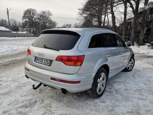 Grey Audi Q7 2009 in Klaipeda, with an engine capacity of 4.20 L and mileage of 270 thousand km for 6500 €, photo 10 on AUTOMOTO.COM.LV