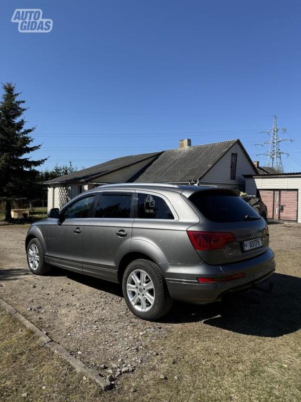 Grey Audi Q7 2009 in Siauliai, with an engine capacity of 3.00 L and mileage of 419 thousand km for 8800 €, photo 4 on AUTOMOTO.COM.LV