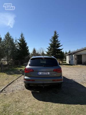Grey Audi Q7 2009 in Siauliai, with an engine capacity of 3.00 L and mileage of 419 thousand km for 8800 €, photo 6 on AUTOMOTO.COM.LV