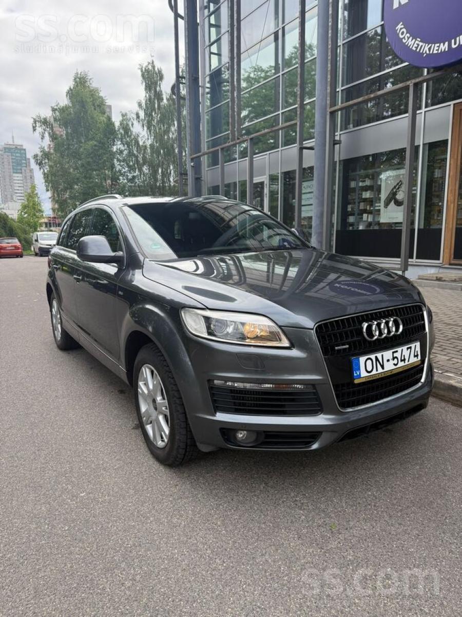 Grey Audi Q7 2009 in Riga, with an engine capacity of 3.00 L and mileage of 0 thousand km for 7500 €, photo 3 on AUTOMOTO.COM.LV