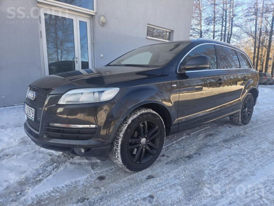 Pelēks Audi Q7 2009 Rīga, ar dzinēja tilpumu 3.00 L un nobraukumu 0 tūkst. km par 7500 €, foto 1 vietnē AUTOMOTO.COM.LV