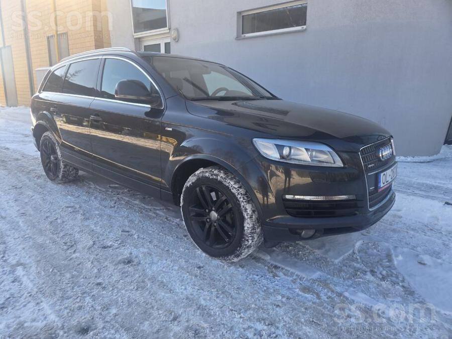 Pelēks Audi Q7 2009 Rīga, ar dzinēja tilpumu 3.00 L un nobraukumu 0 tūkst. km par 7500 €, foto 3 vietnē AUTOMOTO.COM.LV