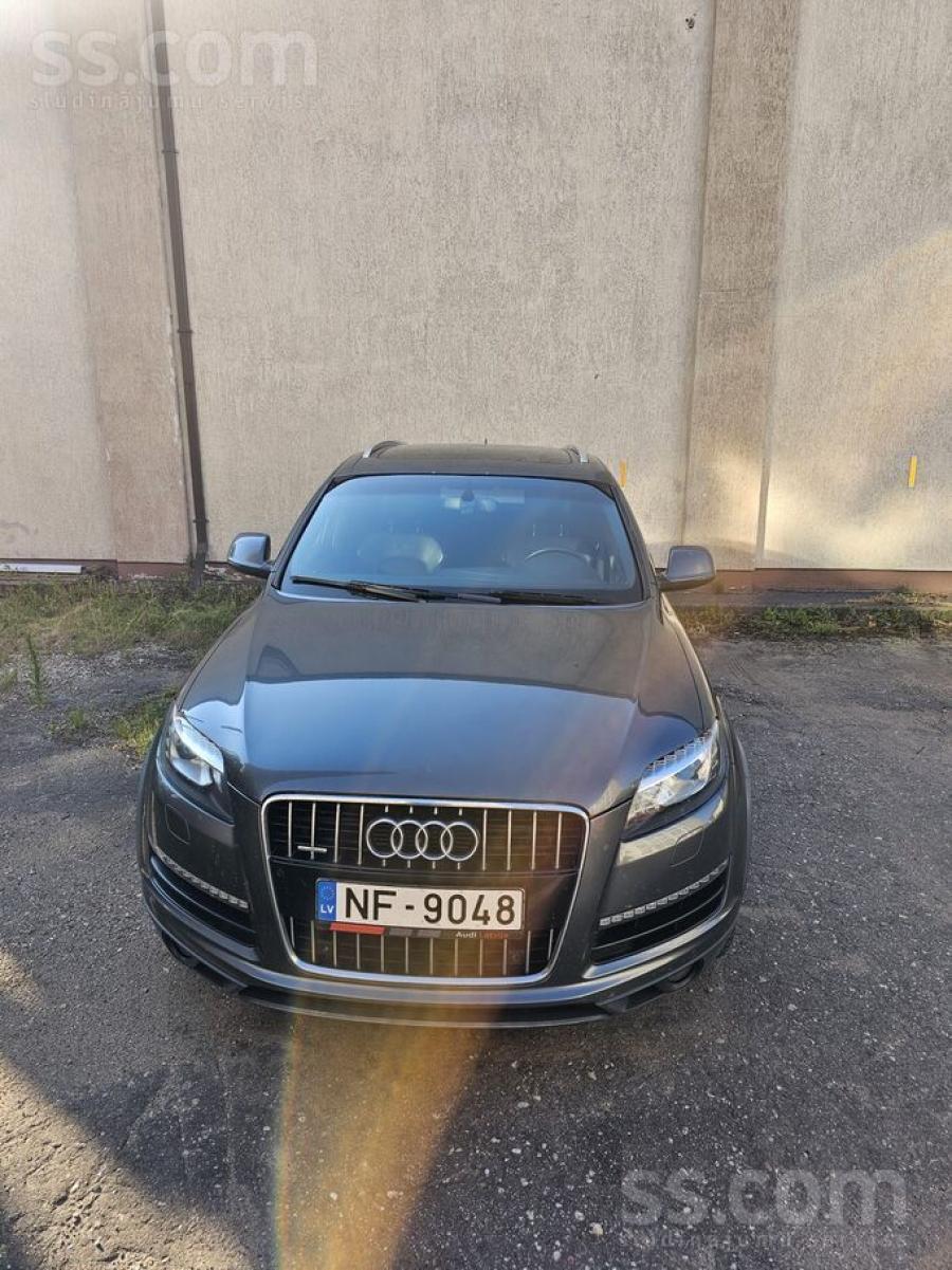 Pelēks Audi Q7 2009 Rīga, ar dzinēja tilpumu 3.00 L un nobraukumu 327 tūkst. km par 6950 €, foto 1 vietnē AUTOMOTO.COM.LV