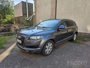 Pelēks Audi Q7 2009 Rīga, ar dzinēja tilpumu 3.00 L un nobraukumu 327 tūkst. km par 6950 €, foto 12 vietnē AUTOMOTO.COM.LV