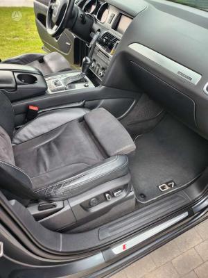 Pelēks Audi Q7 2009 Klaipėda, ar dzinēja tilpumu 2.97 L un nobraukumu 420 tūkst. km par 12000 €, foto 16 vietnē AUTOMOTO.COM.LV