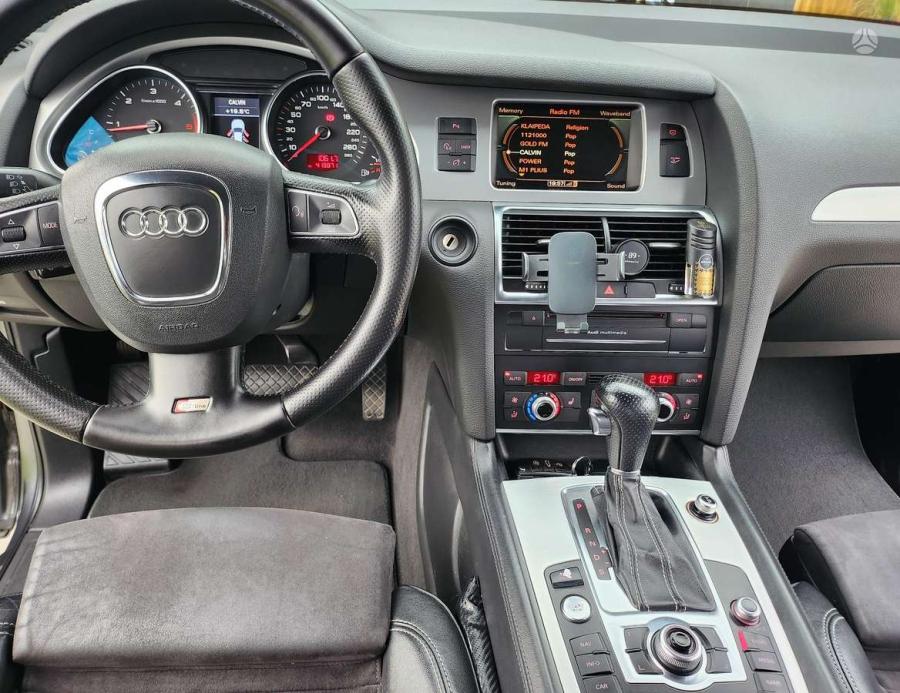 Pelēks Audi Q7 2009 Klaipėda, ar dzinēja tilpumu 2.97 L un nobraukumu 420 tūkst. km par 12000 €, foto 18 vietnē AUTOMOTO.COM.LV