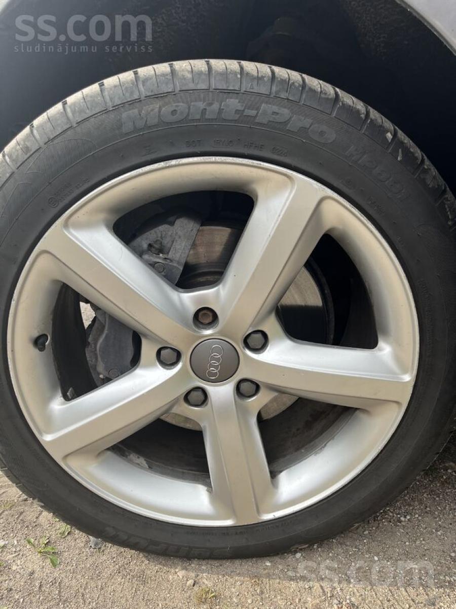 Grey Audi Q7 2009 in Riga, with an engine capacity of 3.00 L and mileage of 287 thousand km for 9150 €, photo 26 on AUTOMOTO.COM.LV