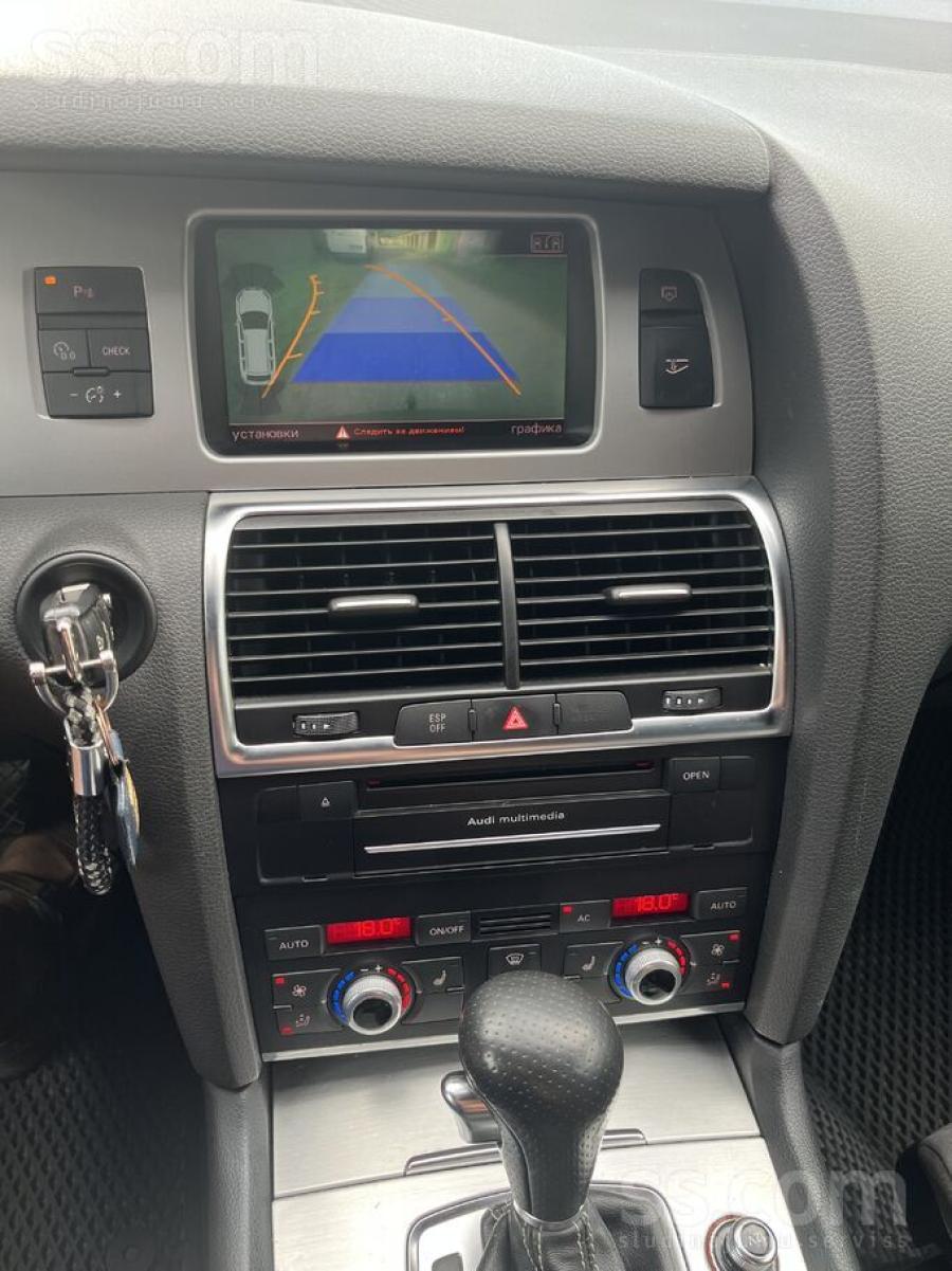 Grey Audi Q7 2009 in Riga, with an engine capacity of 3.00 L and mileage of 287 thousand km for 9150 €, photo 29 on AUTOMOTO.COM.LV