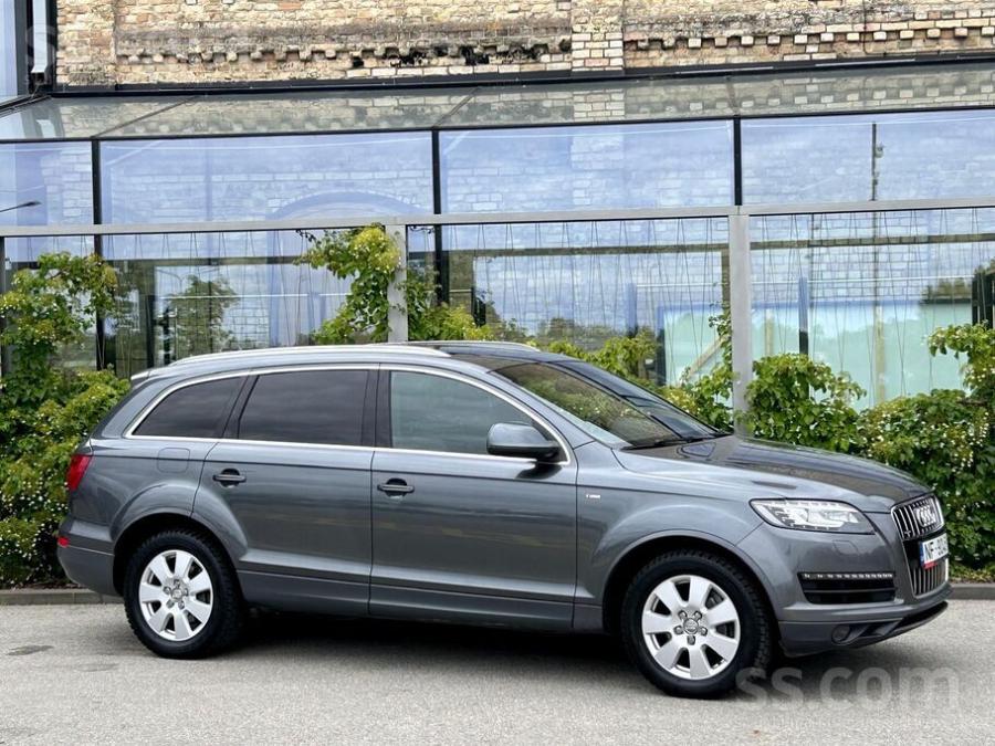 Grey Audi Q7 2009 in Riga, with an engine capacity of 3.00 L and mileage of 328 thousand km for 7350 €, photo 4 on AUTOMOTO.COM.LV