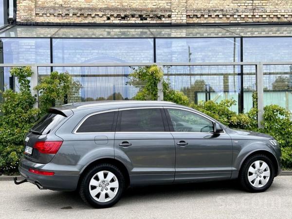 Pelēks Audi Q7 2009 Rīga, ar dzinēja tilpumu 3.00 L un nobraukumu 328 tūkst. km par 7350 €, foto 4 vietnē AUTOMOTO.COM.LV