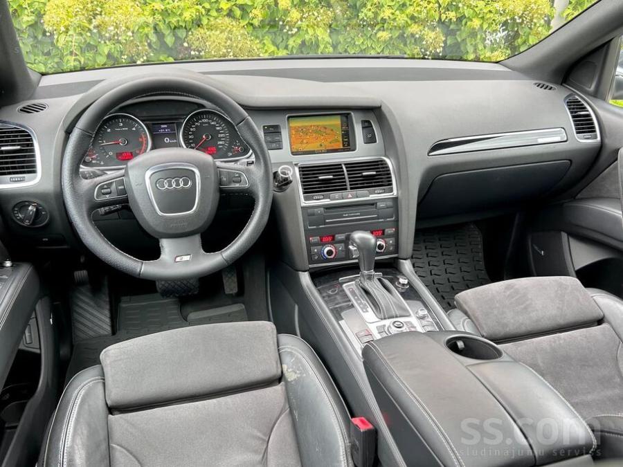 Grey Audi Q7 2009 in Riga, with an engine capacity of 3.00 L and mileage of 328 thousand km for 7350 €, photo 14 on AUTOMOTO.COM.LV