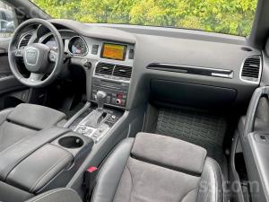 Grey Audi Q7 2009 in Riga, with an engine capacity of 3.00 L and mileage of 328 thousand km for 7350 €, photo 18 on AUTOMOTO.COM.LV
