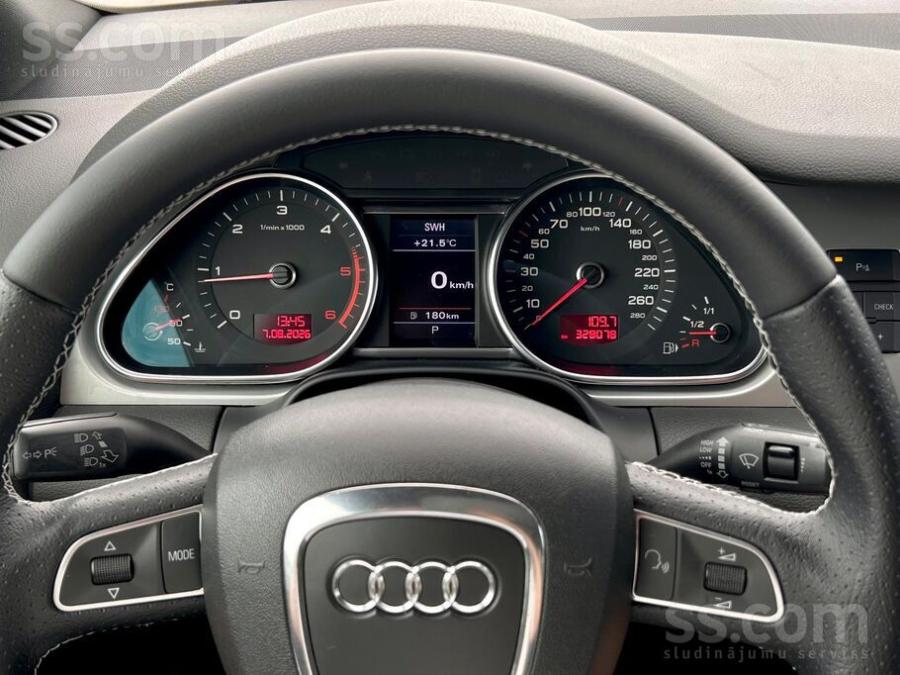 Grey Audi Q7 2009 in Riga, with an engine capacity of 3.00 L and mileage of 328 thousand km for 7350 €, photo 26 on AUTOMOTO.COM.LV