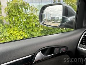 Grey Audi Q7 2009 in Riga, with an engine capacity of 3.00 L and mileage of 328 thousand km for 7350 €, photo 27 on AUTOMOTO.COM.LV