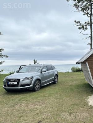 Grey Audi Q7 2009 in Riga, with an engine capacity of 3.00 L and mileage of 344 thousand km for 8800 €, photo 3 on AUTOMOTO.COM.LV