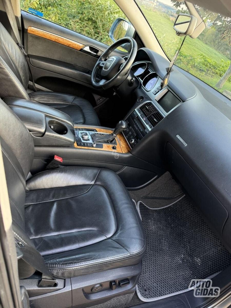 Pelēks Audi Q7 2009 Kauņa, ar dzinēja tilpumu 3.00 L un nobraukumu 368 tūkst. km par 5680 €, foto 12 vietnē AUTOMOTO.COM.LV