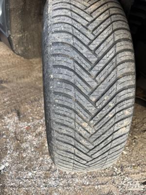 Pelēks Audi Q7 2009 Kauņa, ar dzinēja tilpumu 3.00 L un nobraukumu 368 tūkst. km par 5680 €, foto 21 vietnē AUTOMOTO.COM.LV
