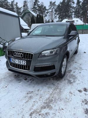 Grey Audi Q7 2010 in Riga, with an engine capacity of 3.00 L and mileage of 294 thousand km for 10500 €, photo  on AUTOMOTO.COM.LV