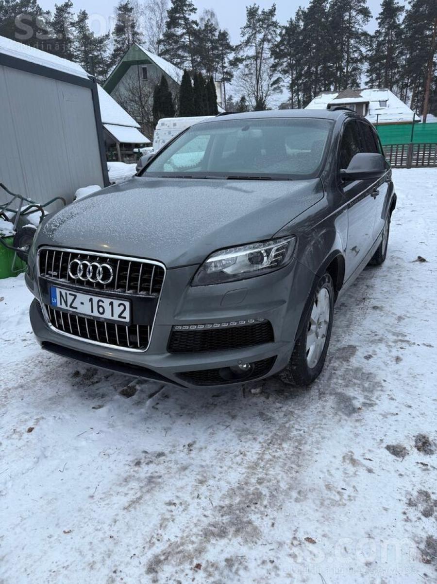 Grey Audi Q7 2010 in Riga, with an engine capacity of 3.00 L and mileage of 294 thousand km for 10500 €, photo 1 on AUTOMOTO.COM.LV