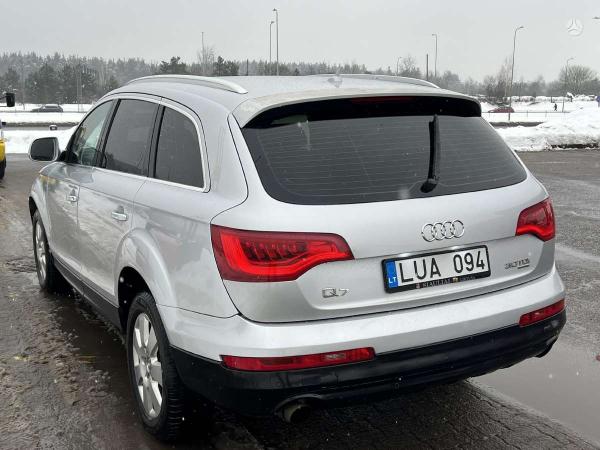 Pelēks Audi Q7 2010 Viļņa, ar dzinēja tilpumu 2.97 L un nobraukumu 282 tūkst. km par 7600 €, foto 3 vietnē AUTOMOTO.COM.LV