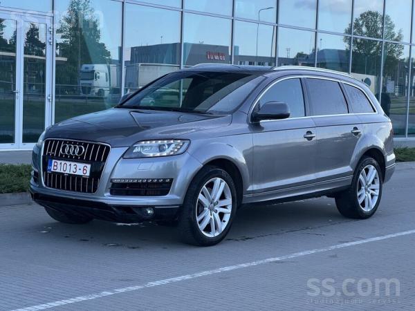 Grey Audi Q7 2010 in Rezekne, with an engine capacity of 3.00 L and mileage of 302 thousand km for 9800 €, photo 2 on AUTOMOTO.COM.LV
