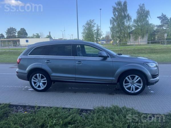 Grey Audi Q7 2010 in Rezekne, with an engine capacity of 3.00 L and mileage of 302 thousand km for 9800 €, photo 8 on AUTOMOTO.COM.LV