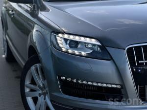 Grey Audi Q7 2010 in Rezekne, with an engine capacity of 3.00 L and mileage of 302 thousand km for 9800 €, photo 10 on AUTOMOTO.COM.LV