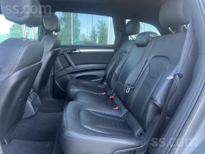 Grey Audi Q7 2010 in Rezekne, with an engine capacity of 3.00 L and mileage of 302 thousand km for 9800 €, photo 23 on AUTOMOTO.COM.LV