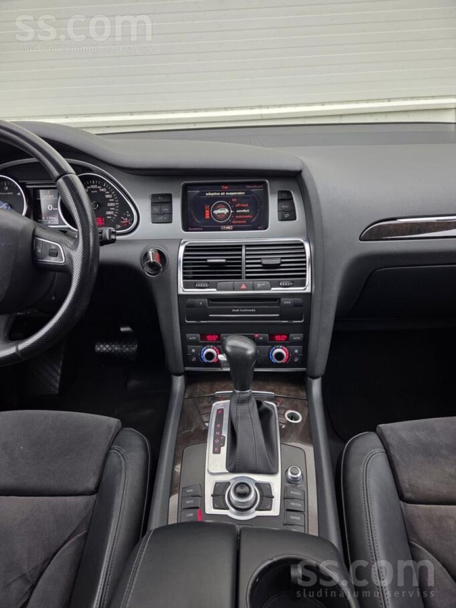 Pelēks Audi Q7 2010 Rīga, ar dzinēja tilpumu 3.00 L un nobraukumu 185 tūkst. km par 11290 €, foto 23 vietnē AUTOMOTO.COM.LV
