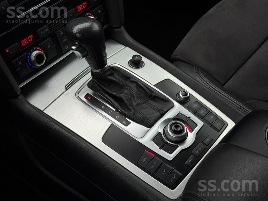 Pelēks Audi Q7 2010 Rīga, ar dzinēja tilpumu 3.00 L un nobraukumu 0 tūkst. km par 8990 €, foto 19 vietnē AUTOMOTO.COM.LV