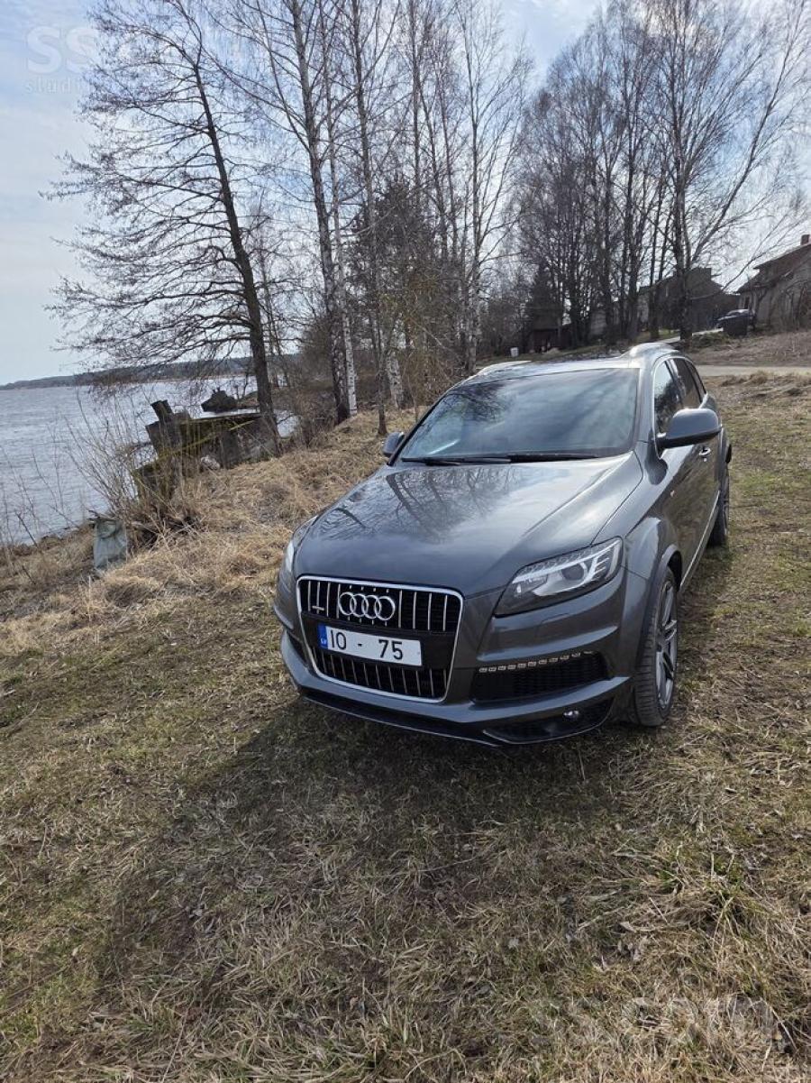 Pelēks Audi Q7 2010 Rīga, ar dzinēja tilpumu 3.00 L un nobraukumu 329 tūkst. km par 10500 €, foto 1 vietnē AUTOMOTO.COM.LV