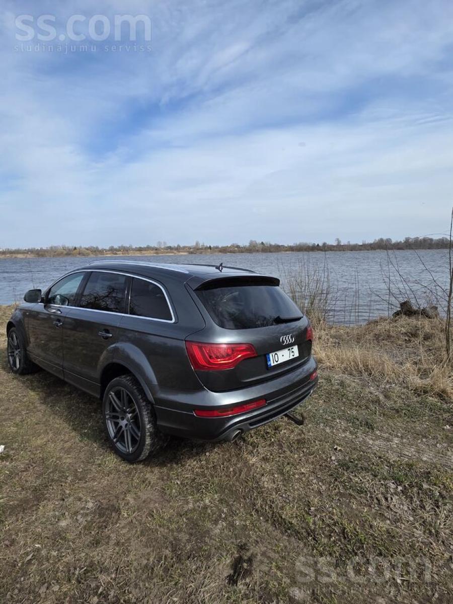 Pelēks Audi Q7 2010 Rīga, ar dzinēja tilpumu 3.00 L un nobraukumu 329 tūkst. km par 10500 €, foto 12 vietnē AUTOMOTO.COM.LV