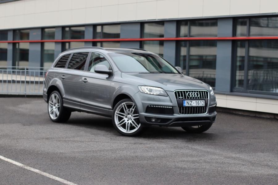 Pelēks Audi Q7 2010 Rīga, ar dzinēja tilpumu 3.00 L un nobraukumu 287 tūkst. km par 9980 €, foto 1 vietnē AUTOMOTO.COM.LV