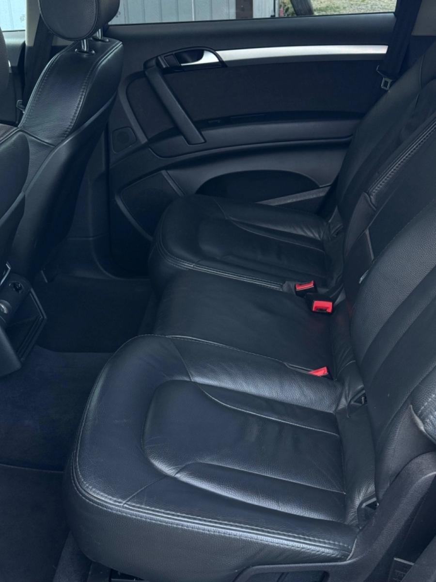 Pelēks Audi Q7 2010 Rīga, ar dzinēja tilpumu 3.00 L un nobraukumu 287 tūkst. km par 9980 €, foto 11 vietnē AUTOMOTO.COM.LV