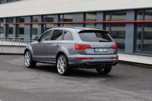 Pelēks Audi Q7 2010 Rīga, ar dzinēja tilpumu 3.00 L un nobraukumu 287 tūkst. km par 9980 €, foto 16 vietnē AUTOMOTO.COM.LV