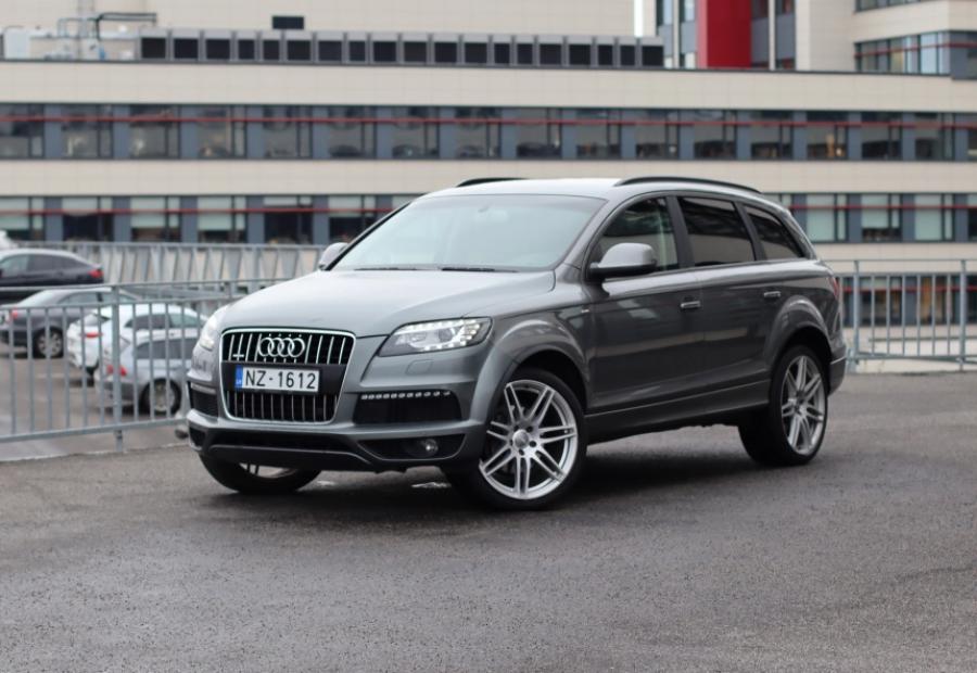 Pelēks Audi Q7 2010 Rīga, ar dzinēja tilpumu 3.00 L un nobraukumu 287 tūkst. km par 9980 €, foto 17 vietnē AUTOMOTO.COM.LV