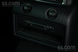 Grey Audi Q7 2010 in Jelgava, with an engine capacity of 3.00 L and mileage of 280 thousand km for 8900 €, photo 11 on AUTOMOTO.COM.LV