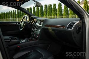 Pelēks Audi Q7 2010 Jelgava, ar dzinēja tilpumu 3.00 L un nobraukumu 280 tūkst. km par 8900 €, foto 8 vietnē AUTOMOTO.COM.LV