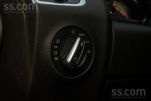 Pelēks Audi Q7 2010 Jelgava, ar dzinēja tilpumu 3.00 L un nobraukumu 280 tūkst. km par 8900 €, foto 24 vietnē AUTOMOTO.COM.LV