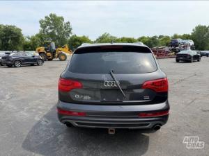 Grey Audi Q7 2010 in Marijampole, with an engine capacity of 3.00 L and mileage of 223 thousand km for 8500 €, photo 11 on AUTOMOTO.COM.LV