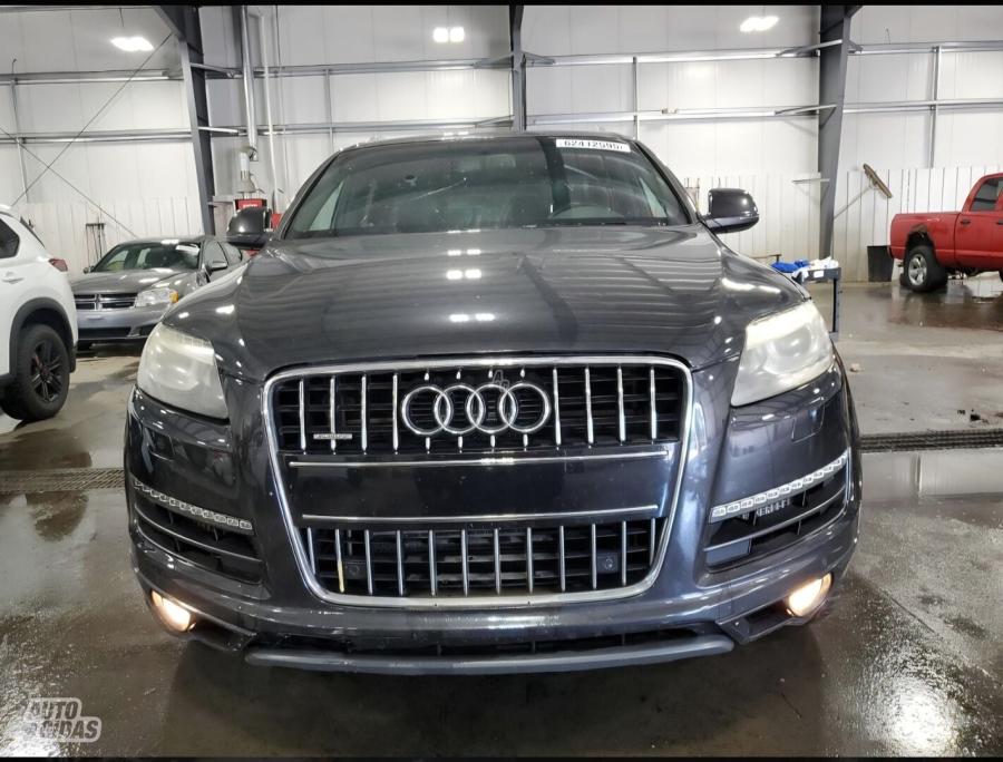 Grey Audi Q7 2010 in Marijampole, with an engine capacity of 3.00 L and mileage of 223 thousand km for 8500 €, photo 14 on AUTOMOTO.COM.LV
