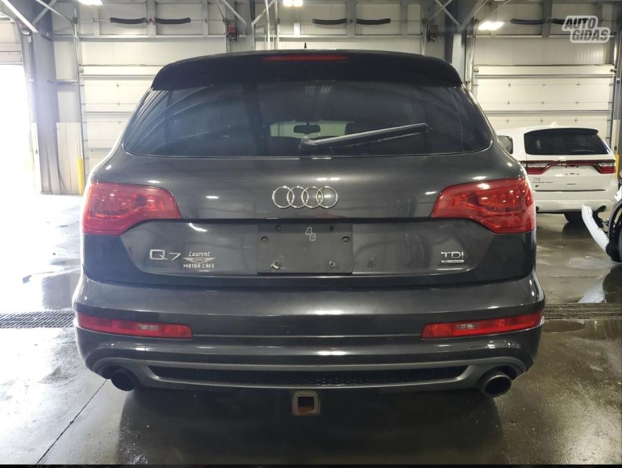 Grey Audi Q7 2010 in Marijampole, with an engine capacity of 3.00 L and mileage of 223 thousand km for 8500 €, photo 17 on AUTOMOTO.COM.LV