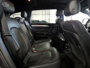 Grey Audi Q7 2010 in Marijampole, with an engine capacity of 3.00 L and mileage of 223 thousand km for 8500 €, photo 21 on AUTOMOTO.COM.LV